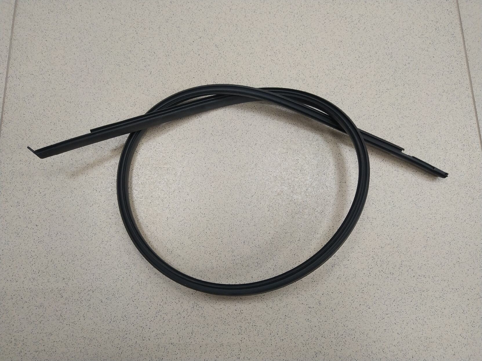 Молдинг крыши правый Lifan Solano (620) [1.6 16V CVT седан] B5704211