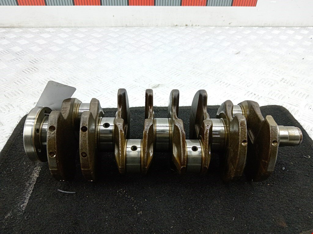 Коленвал (вал коленчатый) Volkswagen Bora(Jetta) арт. 2045647