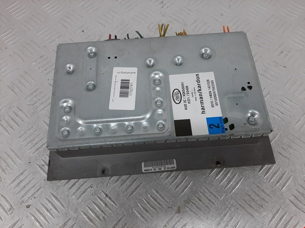 Усилитель акустической системы Land Rover Discovery 3 XQK500091 арт. 1702741