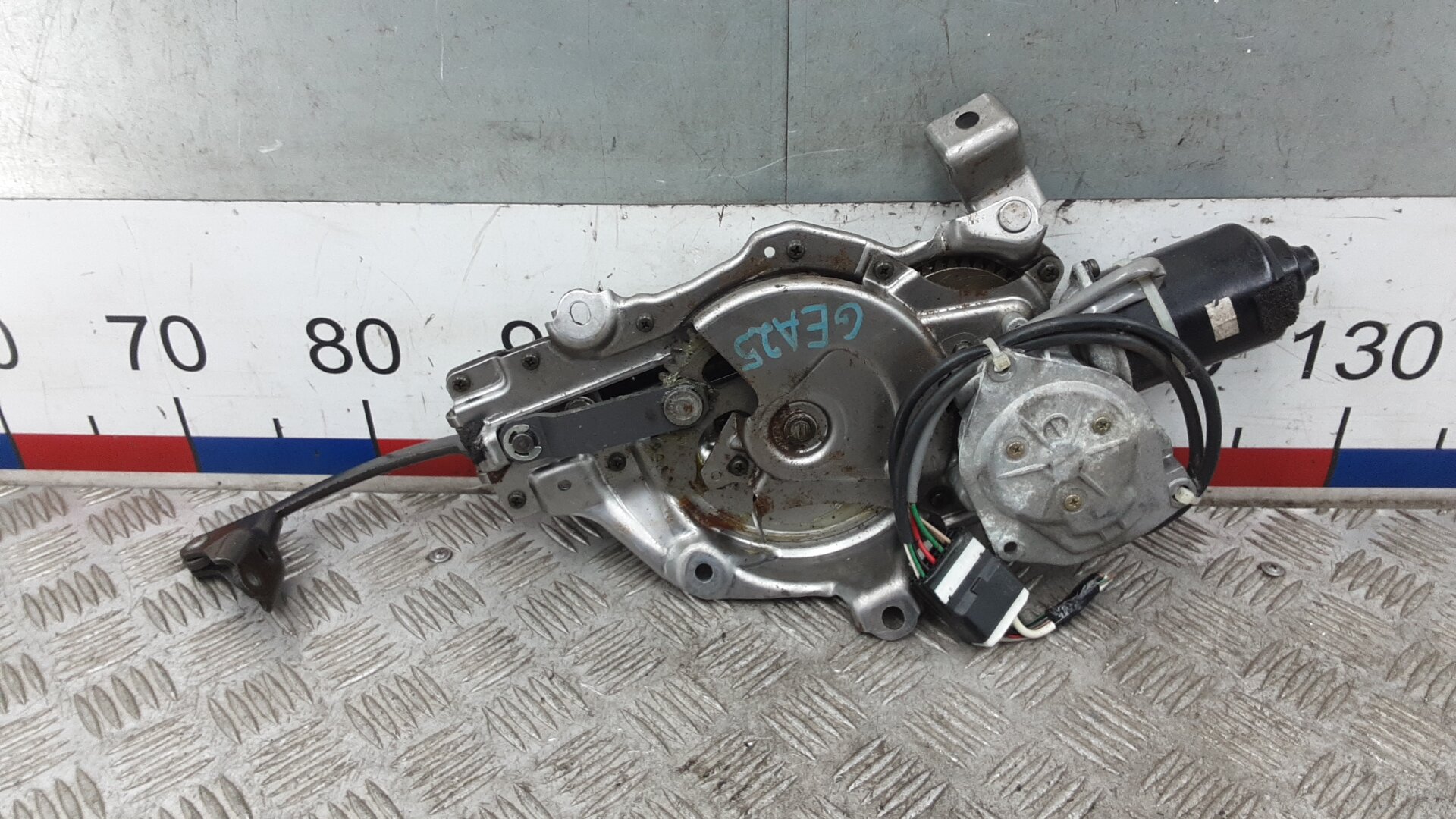 Электропривод багажника LEXUS RX 2, Номер 6891048010