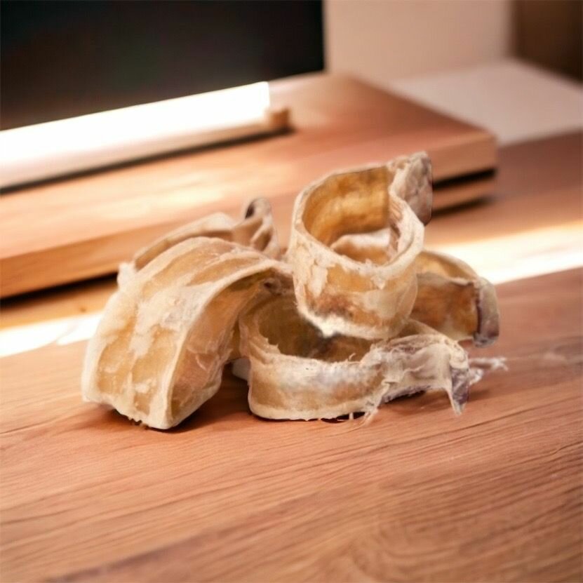 Бобик - Снобик трахея говяжья (колечки) для собак, сушеная в дровяной печи, натуральные лакомства для собак мелких, средних и крупных пород, для щенков, 35 гр.