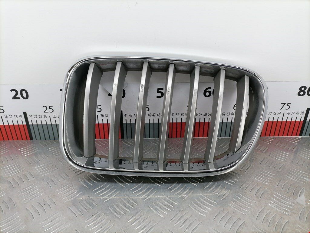 Решетка радиатора BMW X3 (F25) 51117210725 арт. 2076932