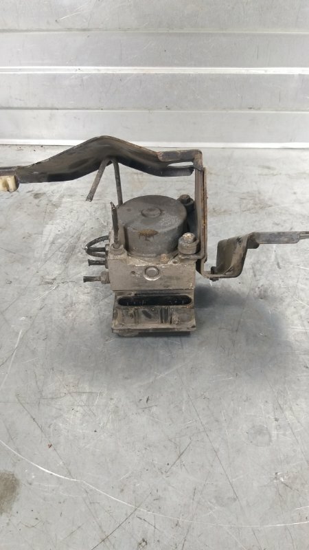 Блок АБС(насос) Renault Symbol LU01 K4M 2008-2012 8200924578