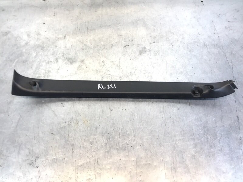 Обшивка двери багажника левая Citroen C5 DC EW10J4 9631656877