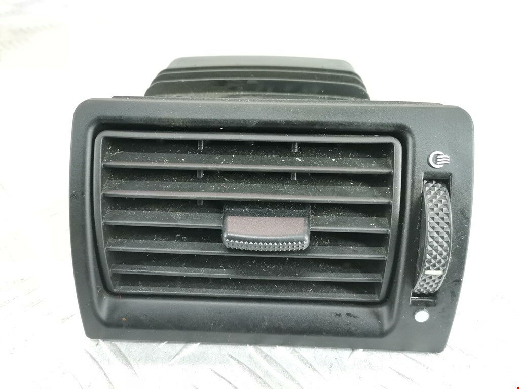 Дефлектор обдува салона Ford Mondeo 3 1128211 арт. 1660658