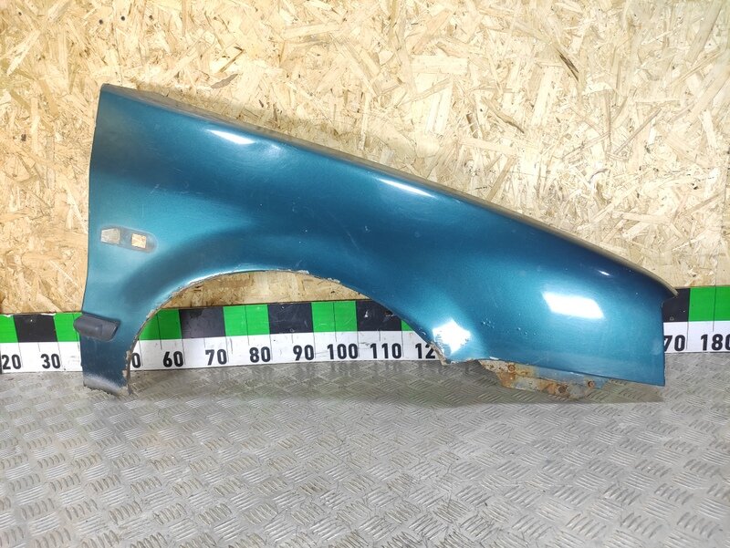 Крыло переднее правое RENAULT R19 1992 2002 7750784603