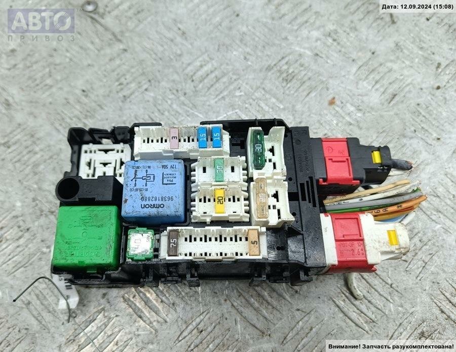 Блок предохранителей Peugeot 508