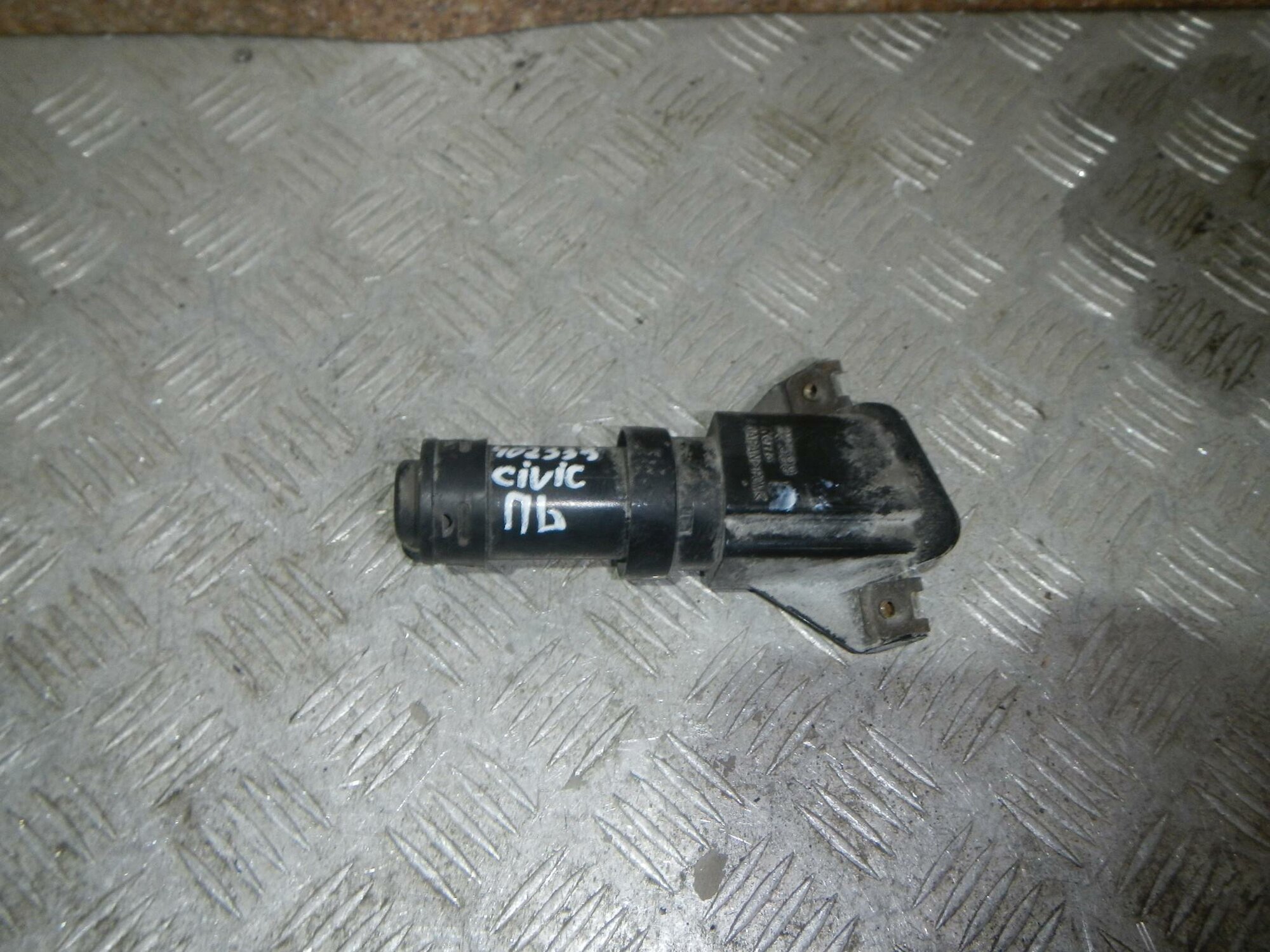 Б/У Форсунка омывателя фары, Honda (Хонда)-CIVIC 5D (06-12) HONDA CIVIC 5D (06-12) актуатор фароомывателя Нет куска корпу...