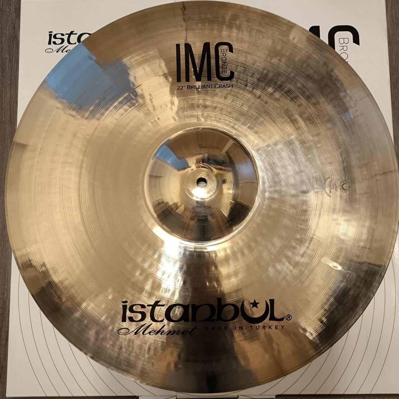 Тарелка для барабанов Istanbul Mehmet IMC BRONZE BRILLIANT CRASH 22 дюймов, колокольная бронза В20, ручная ковка.