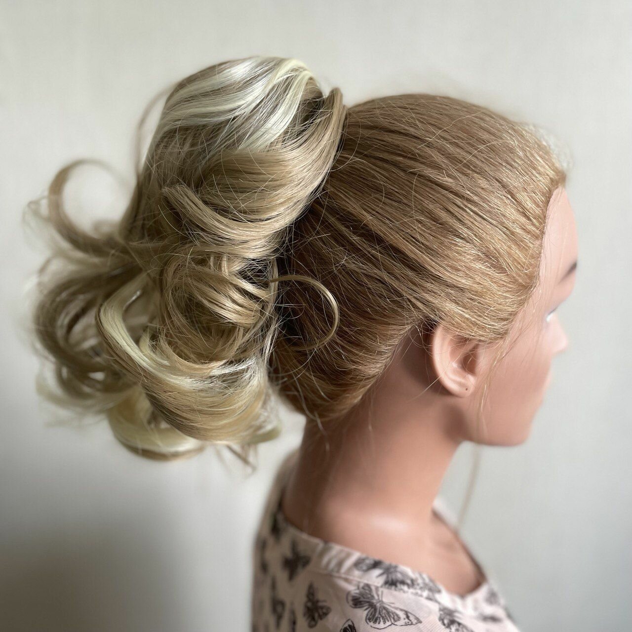 Хвост шиньон из термоволокна на крабе #16/613