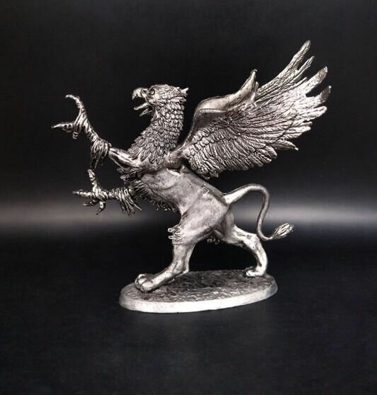 Фигурка MMOTW "Грифон", ручная работа, авторская, чернение, олово
