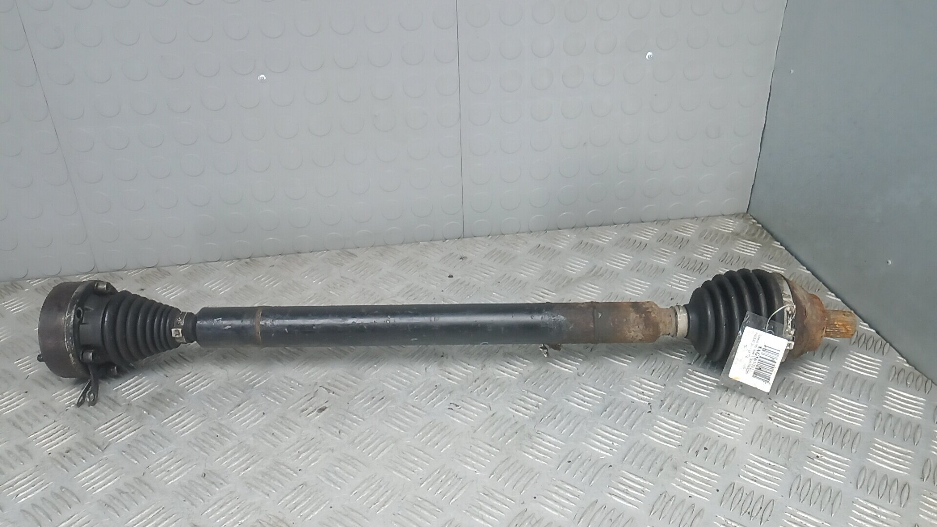 Привод передний правый VOLKSWAGEN PASSAT B7, Номер 1K0407272QN, 1K0407764KX