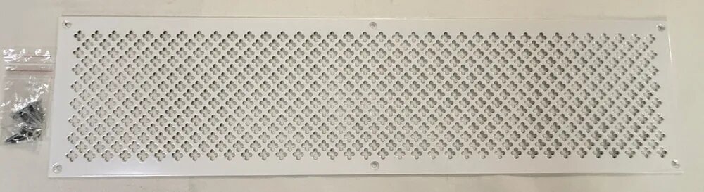 Решетка плоская оцинкованная, габарит 600х150мм, перфорация Цветок 10мм, цвет Белый