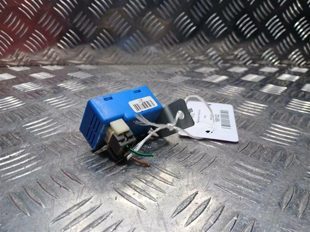 Реле Б/У для Hyundai GETZ I (2002—2005) I рестайлинг (2005—2011) 968301C500