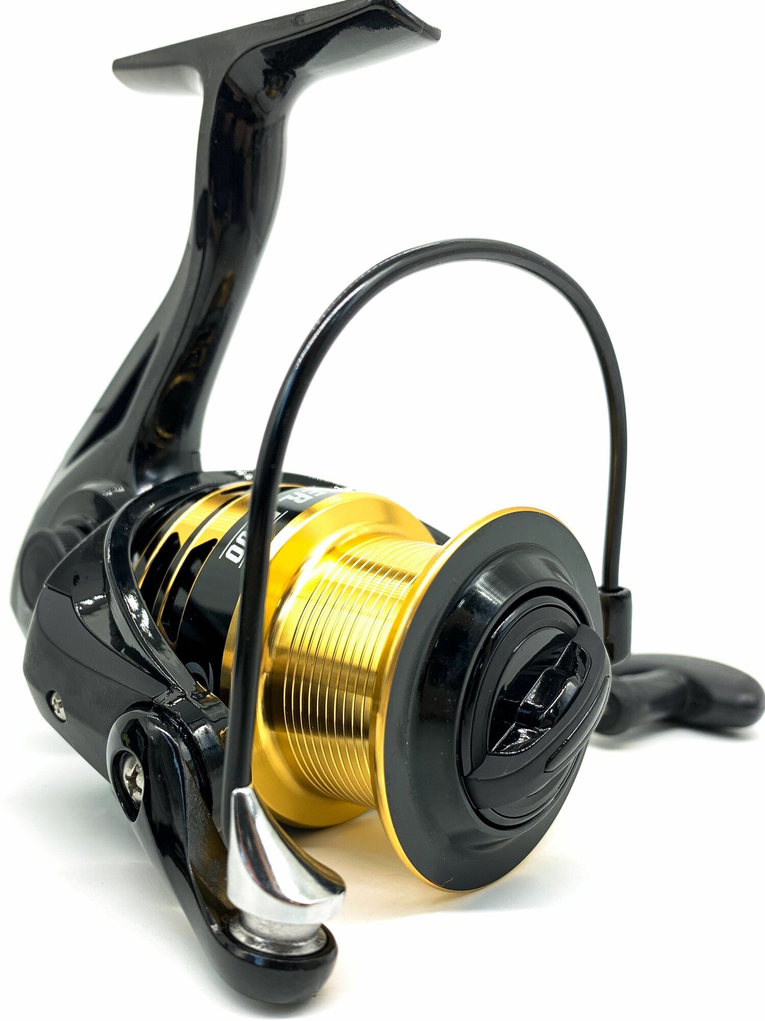 Катушка для рыбалки безынерционная для ловли на спиннинг или фидер YIN TAI PANTHER 5000 (9+1)BB