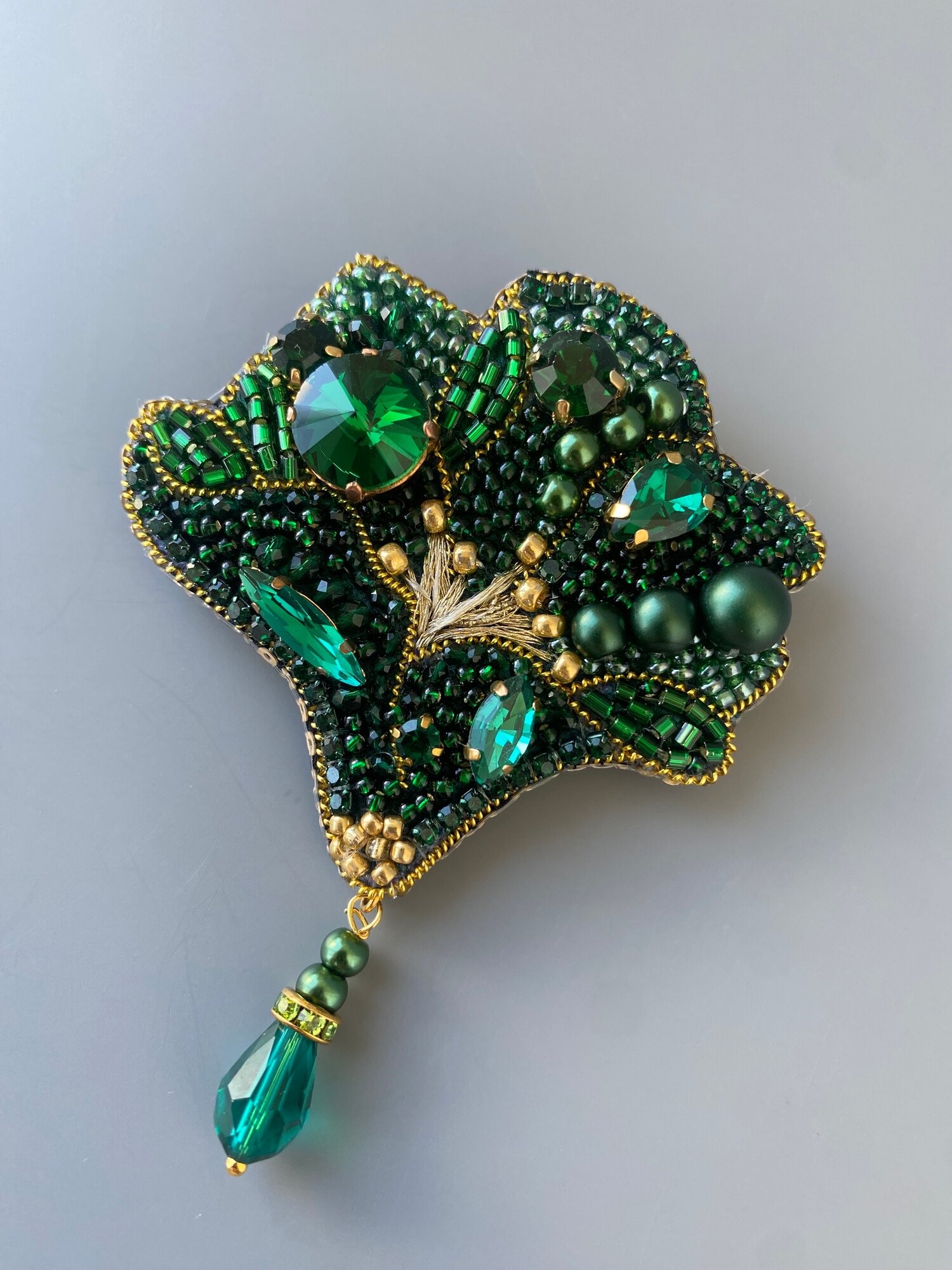 Брошь, кристаллы Preciosa