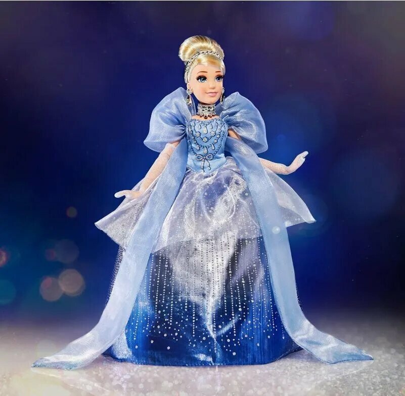Кукла Disney Princess Style Series Holiday Style Cinderella 2020(Золушка в стиле принцессы), Ограниченное коллекционное издание
