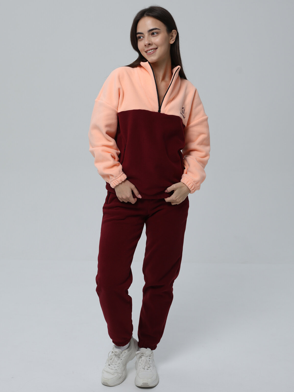 Костюм спортивный