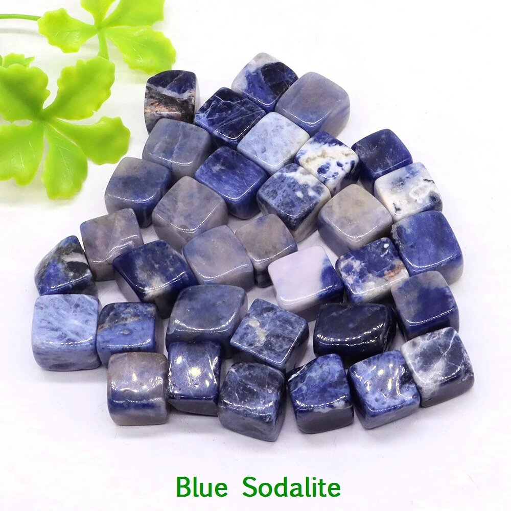 Натуральный кристалл аметист лунный камень Синий, 100 g, Blue Sodalite