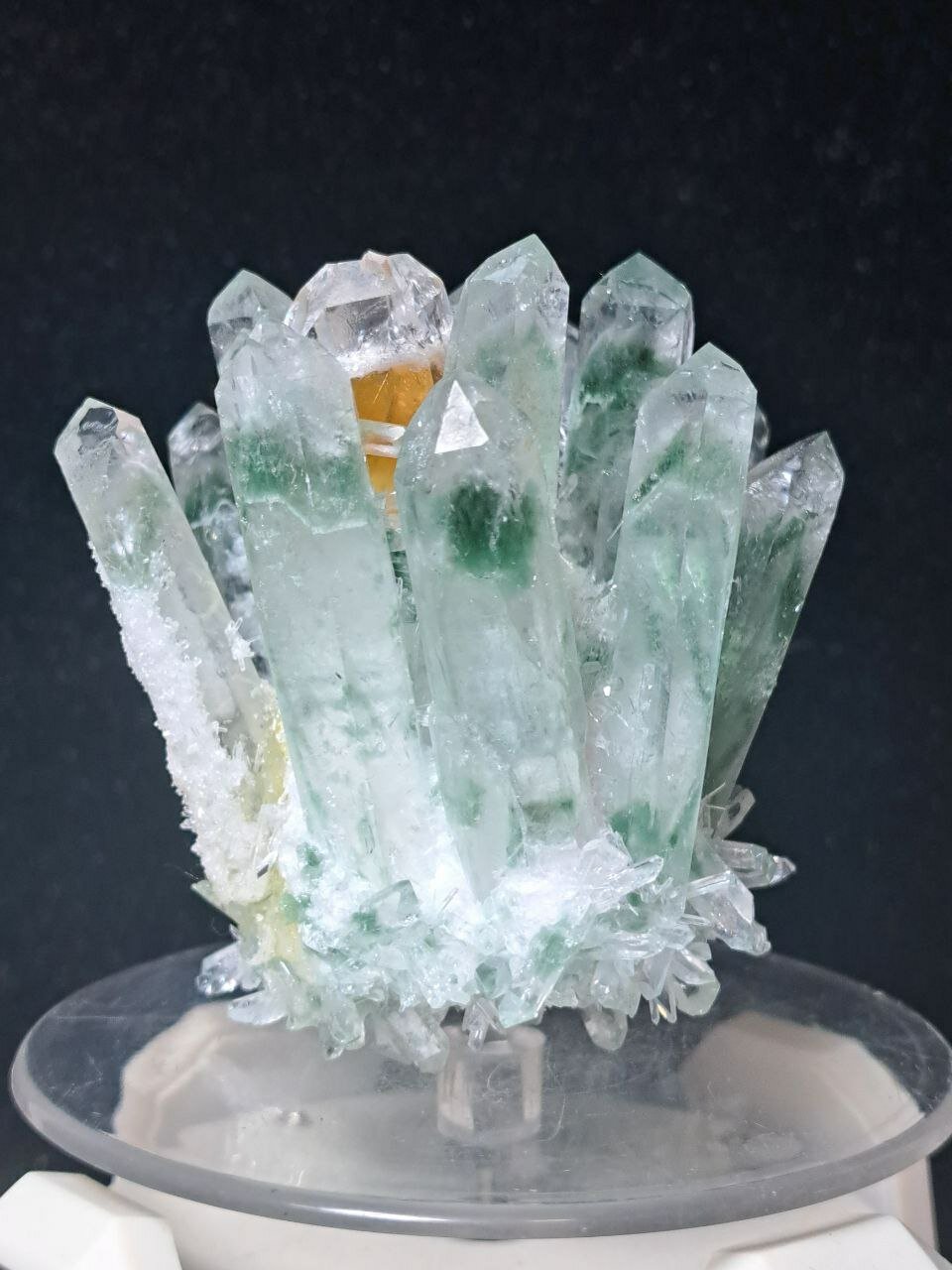 Друза празиолит с цитрином, натуральный камень, амулет, талисман, оберег, декор, 222 гр