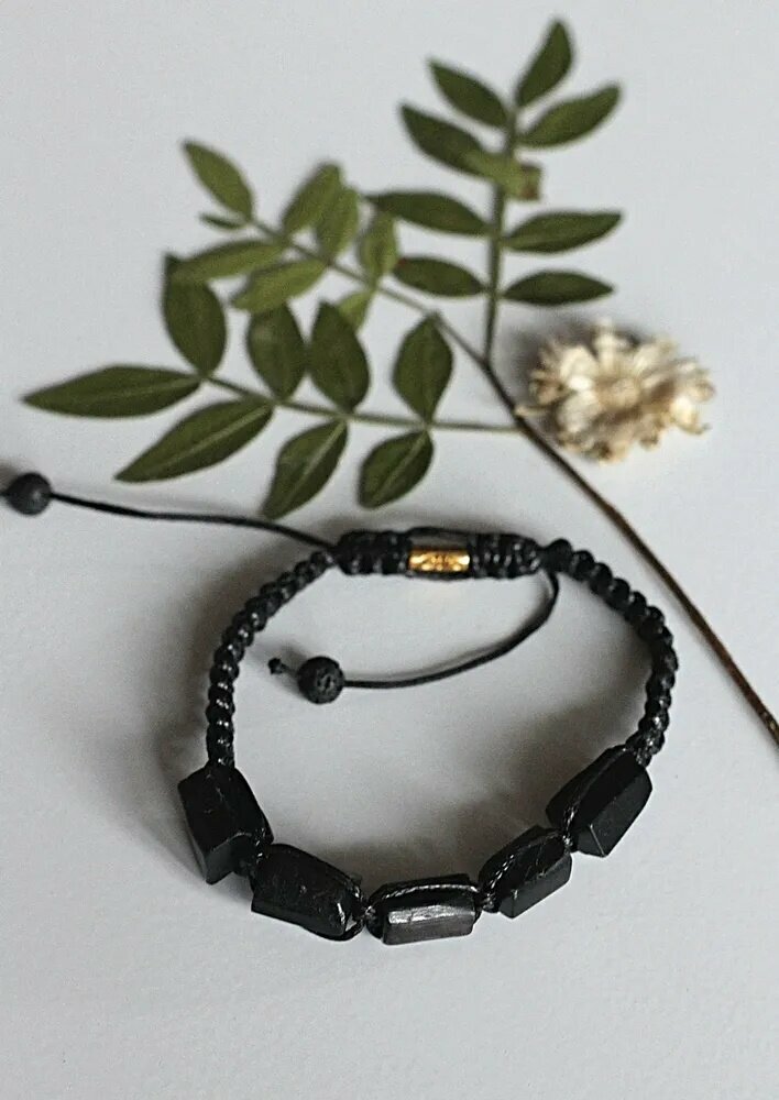 Браслет с натуральным камнем Черный Турмалин / Шерл оберег амулет