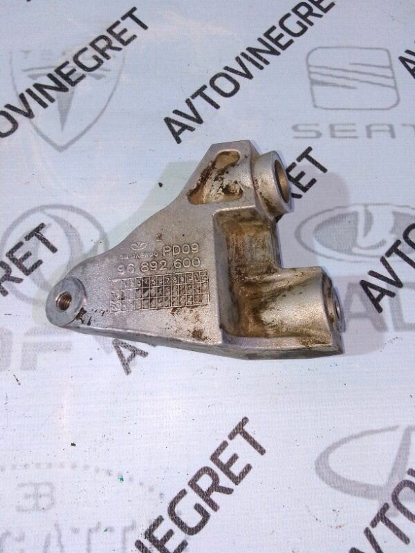 Кронштейн генератора Chevrolet Lacetti Б/У с пробегом