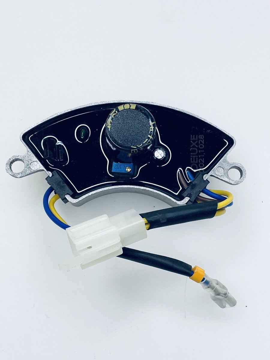 AVR (Автоматический Регулятор Напряжения) 2,5 кВт в металл. корпусе. №237