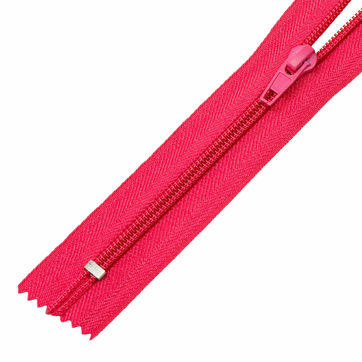 Молния MaxZipper пласт. спираль №5-N 18см н/р цв. F145 малиновый уп.50шт