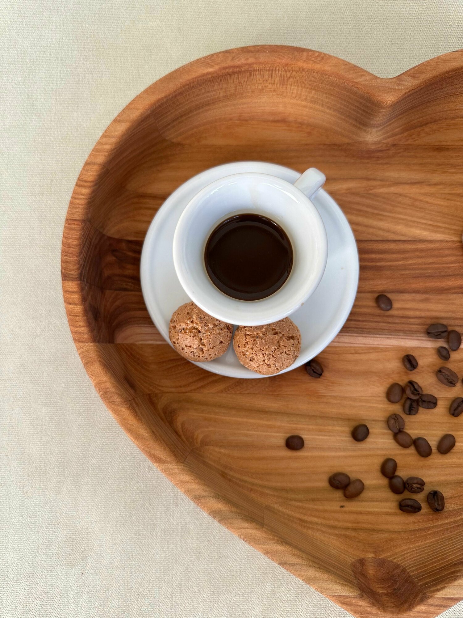 Поднос в форме сердца Карагач Большой (L) 26,5*29,5*4,5 см