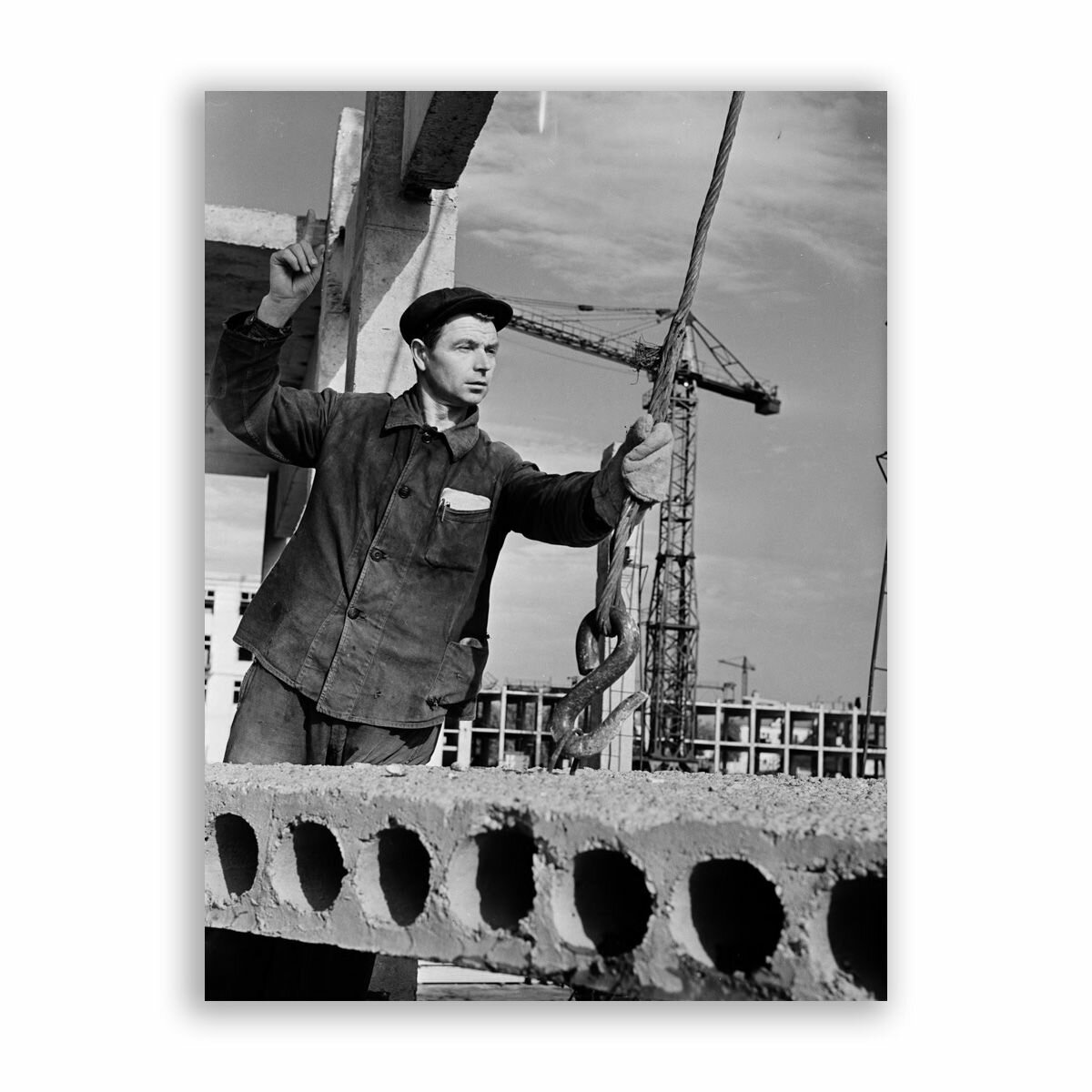 Советский постер, плакат на бумаге / Советское строительство / Размер 30 x 40 см