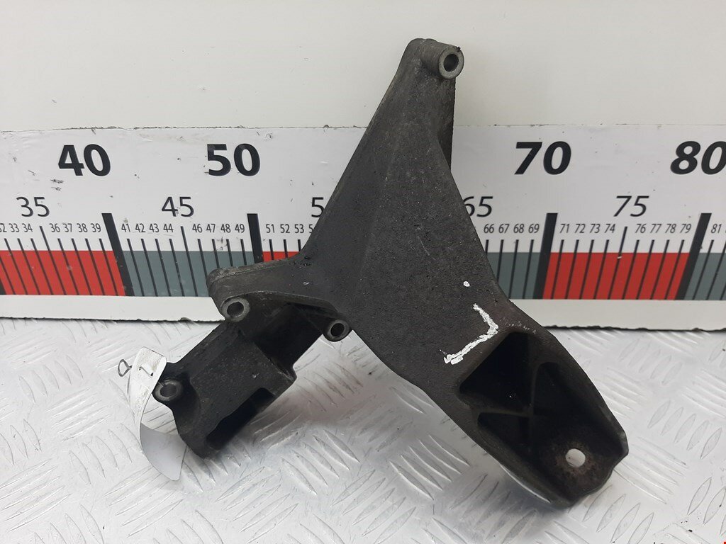 Подушка (опора) крепления двигателя BMW 3-Series (E46) 22116785583 арт. 2036186