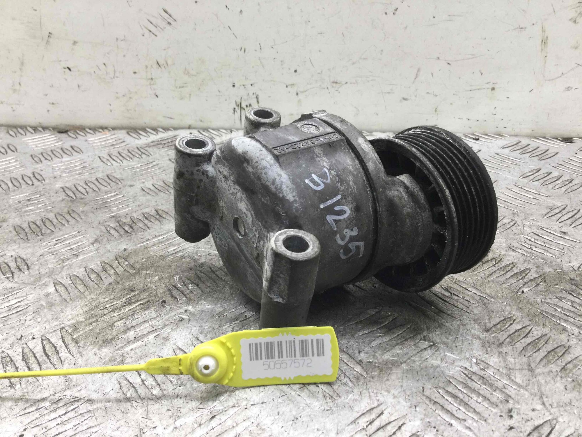 Б/У Натяжитель ремня генератора Volvo S40 2 поколение [рестайлинг] (2007-2012) 2010 г.