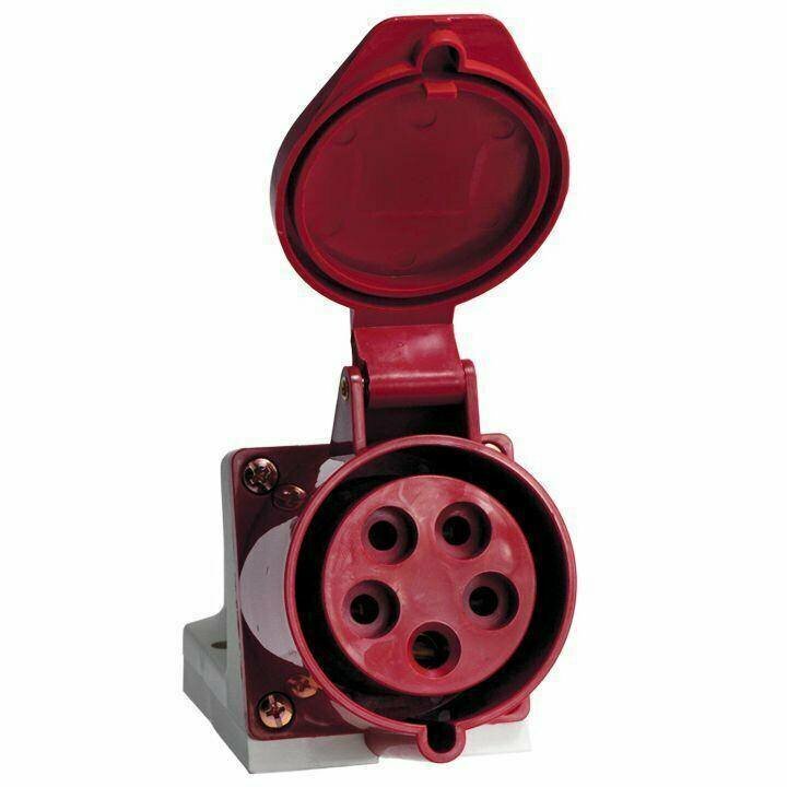 EKF Розетка наруж. уст. 32A 3P+Е+N 380В IP44 125 ps-125-32-380