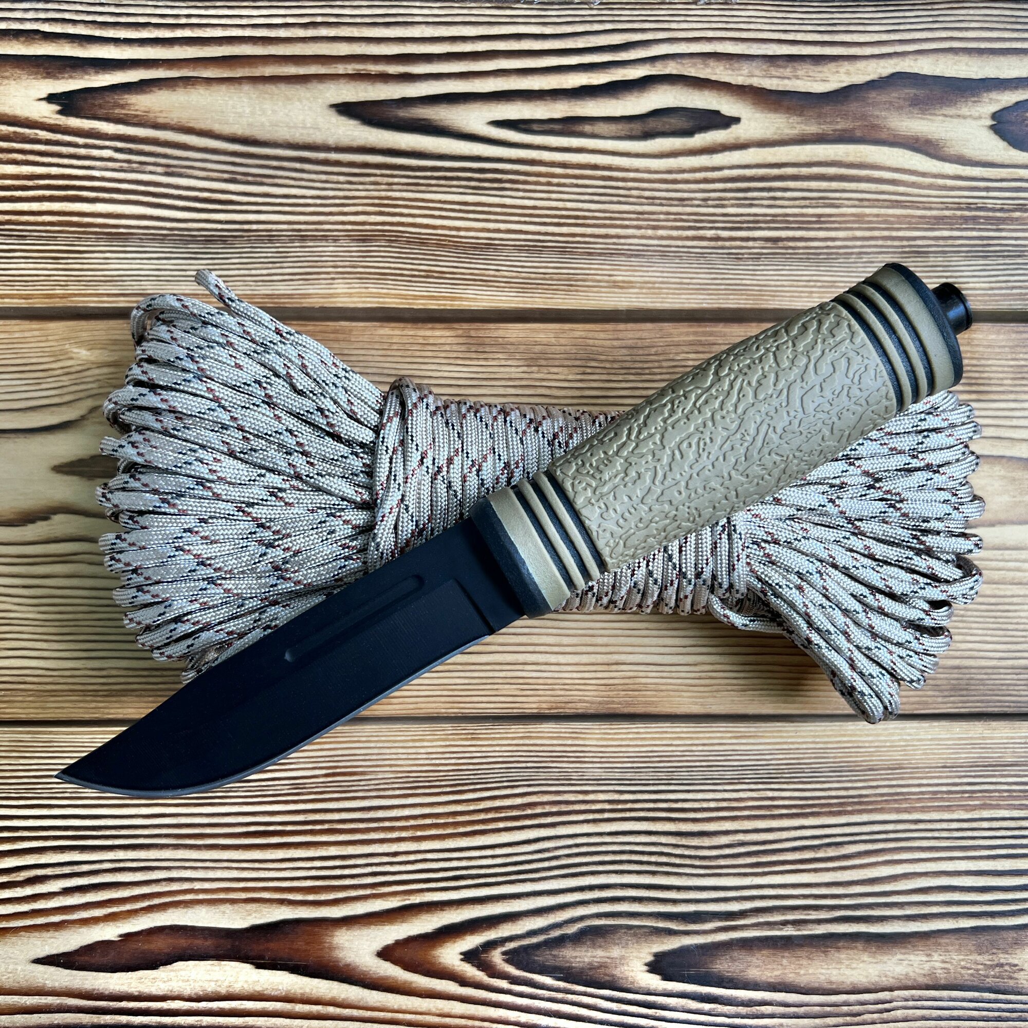 Нож туристический со стеклобоем в чехле