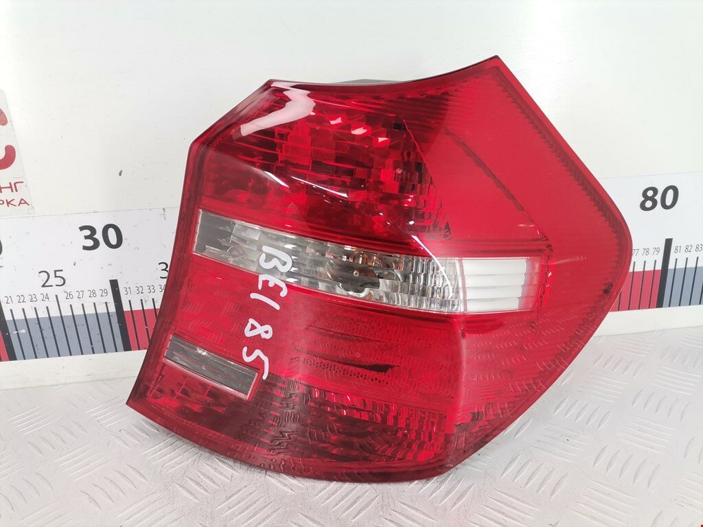 Фонарь задний правый BMW 1-Series (E81/E82/E87/E88) 63217164956 арт. 1727326