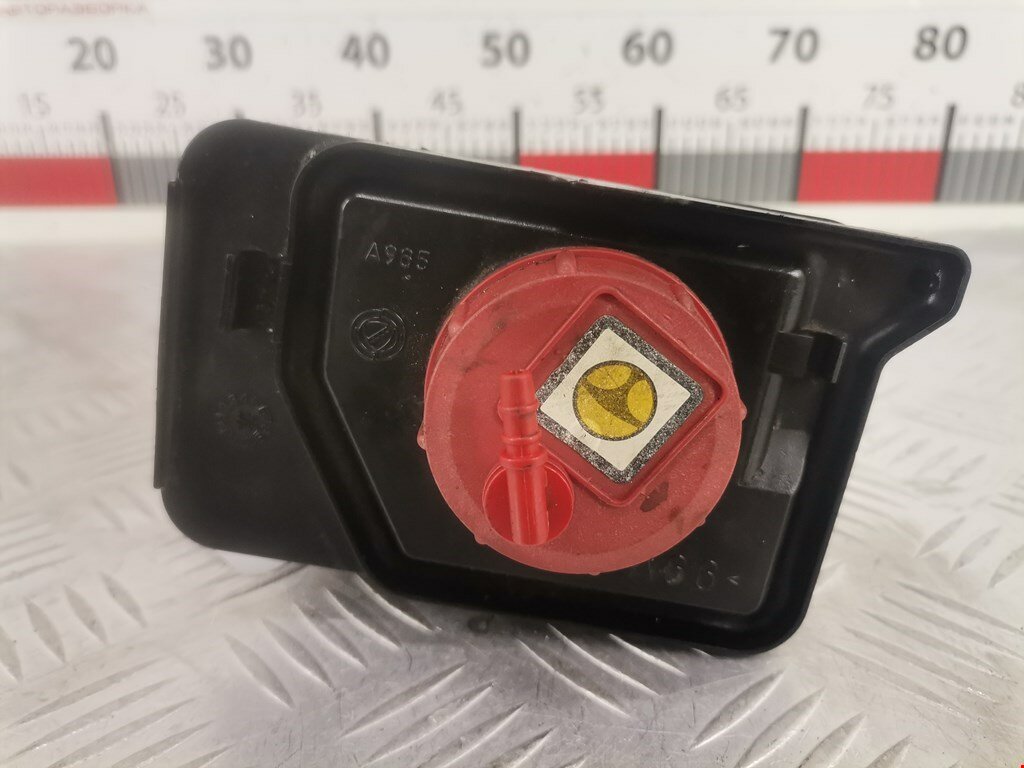 Бачок гидроусилителя Audi A6 C5 8D0422371K арт. 1478524