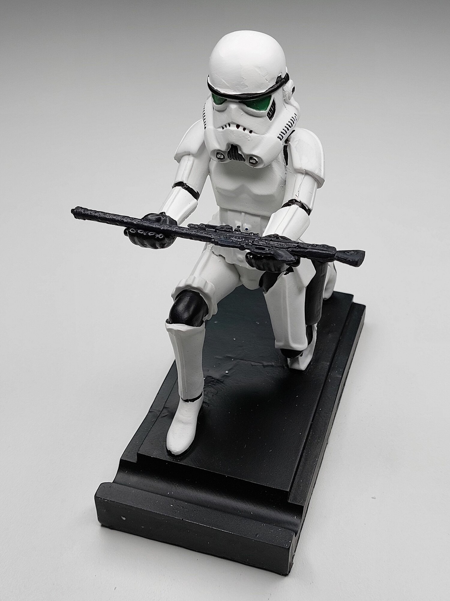 Подставка для джойстика Штурмовик на одном колене из Звездные войны Stormtrooper Star Wars