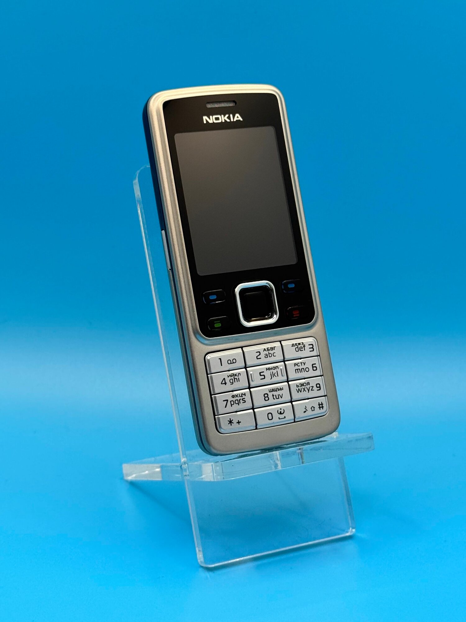 Мобильный телефон Nokia 6300