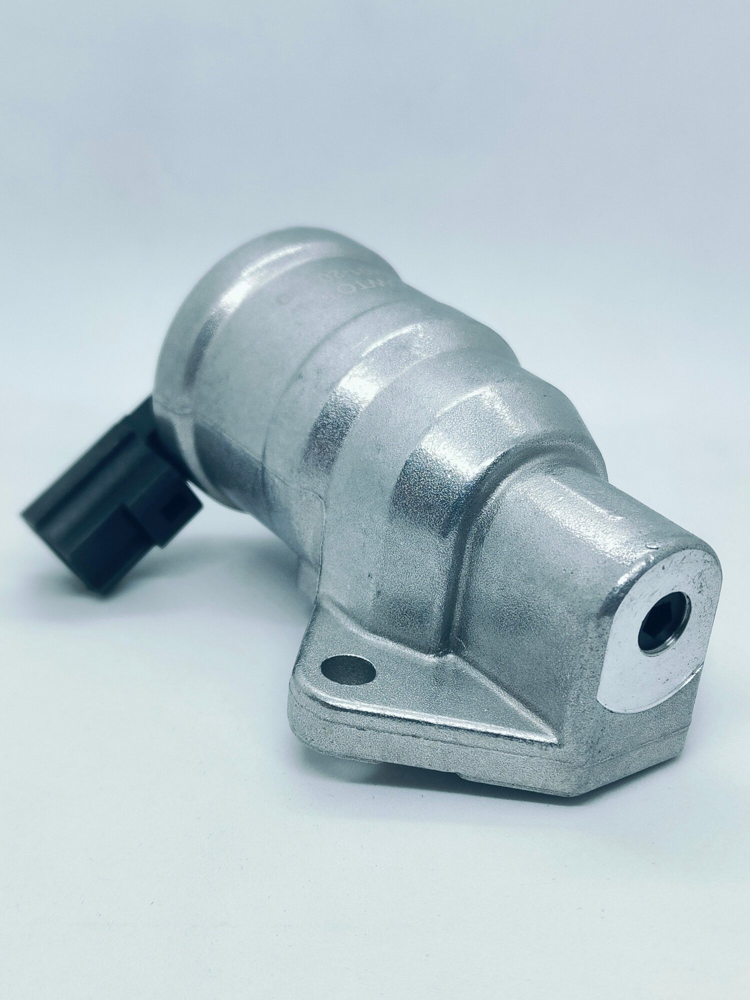 Клапан (регулятор) холостого хода для Mazda 323 Familia Protege ZM01-20-660