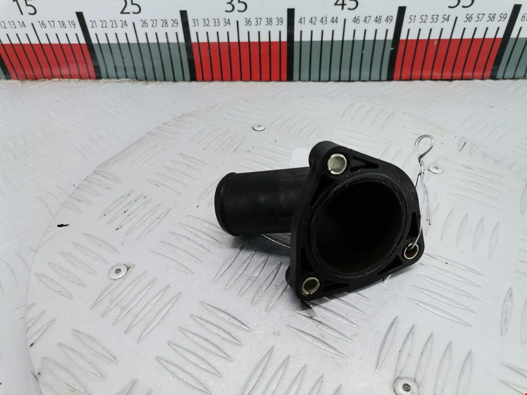 Корпус термостата Ford C-MAX 1 2S4Q8594AB арт. 1629130