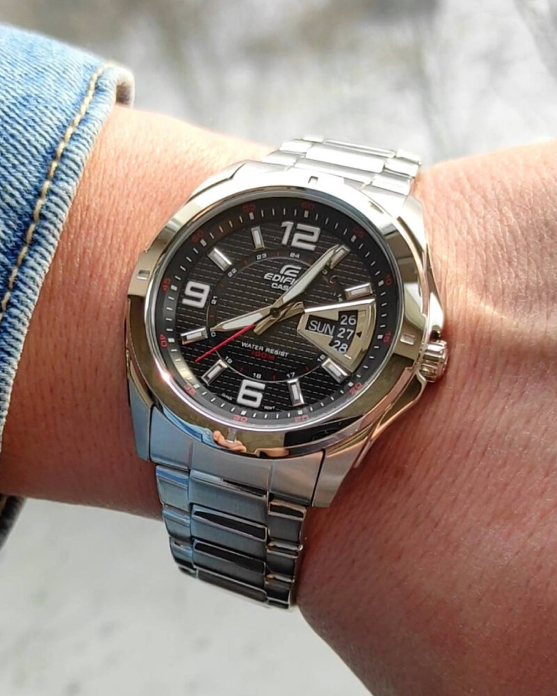 CASIO Edifice, черный — фото 1