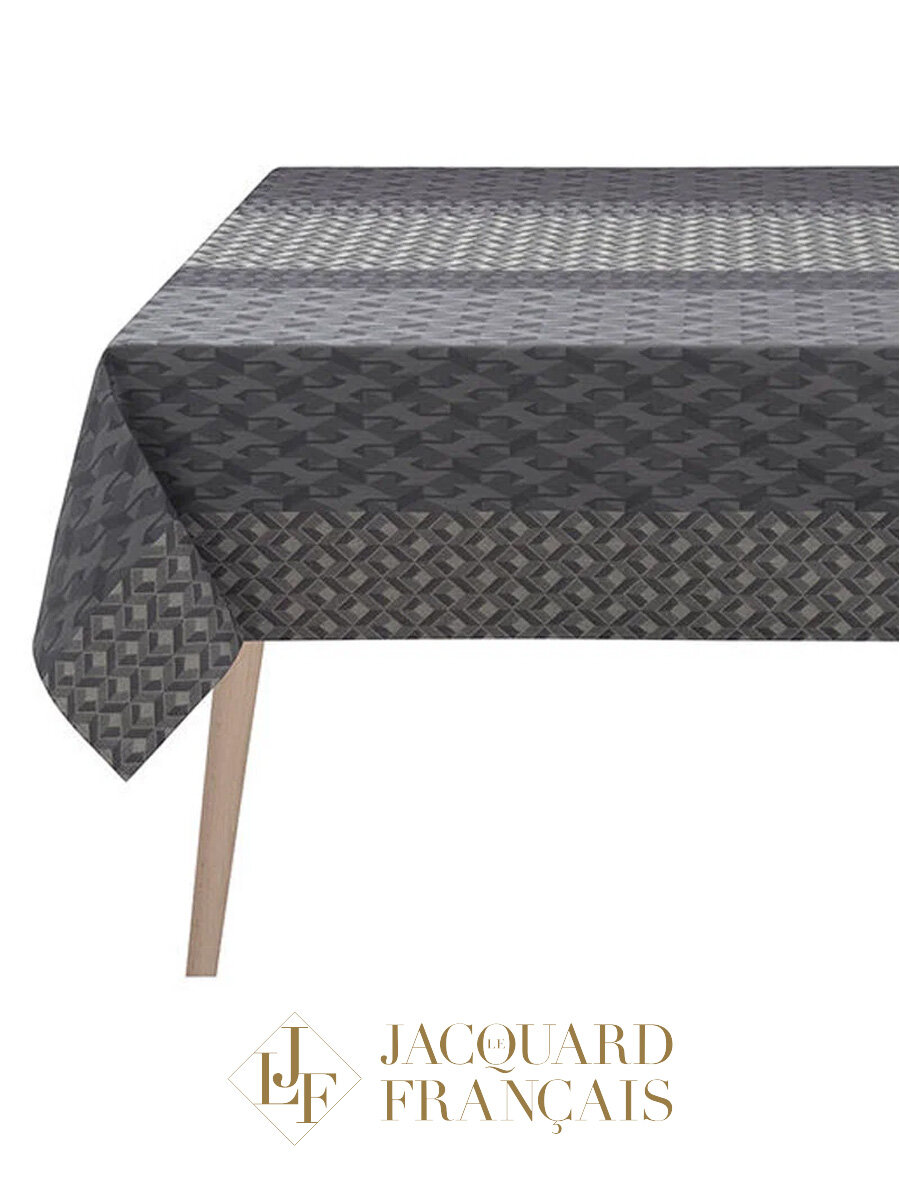 Скатерть Le Jacquard Francais Caractere 150x260см, водоотталкивающее покрытие, серая
