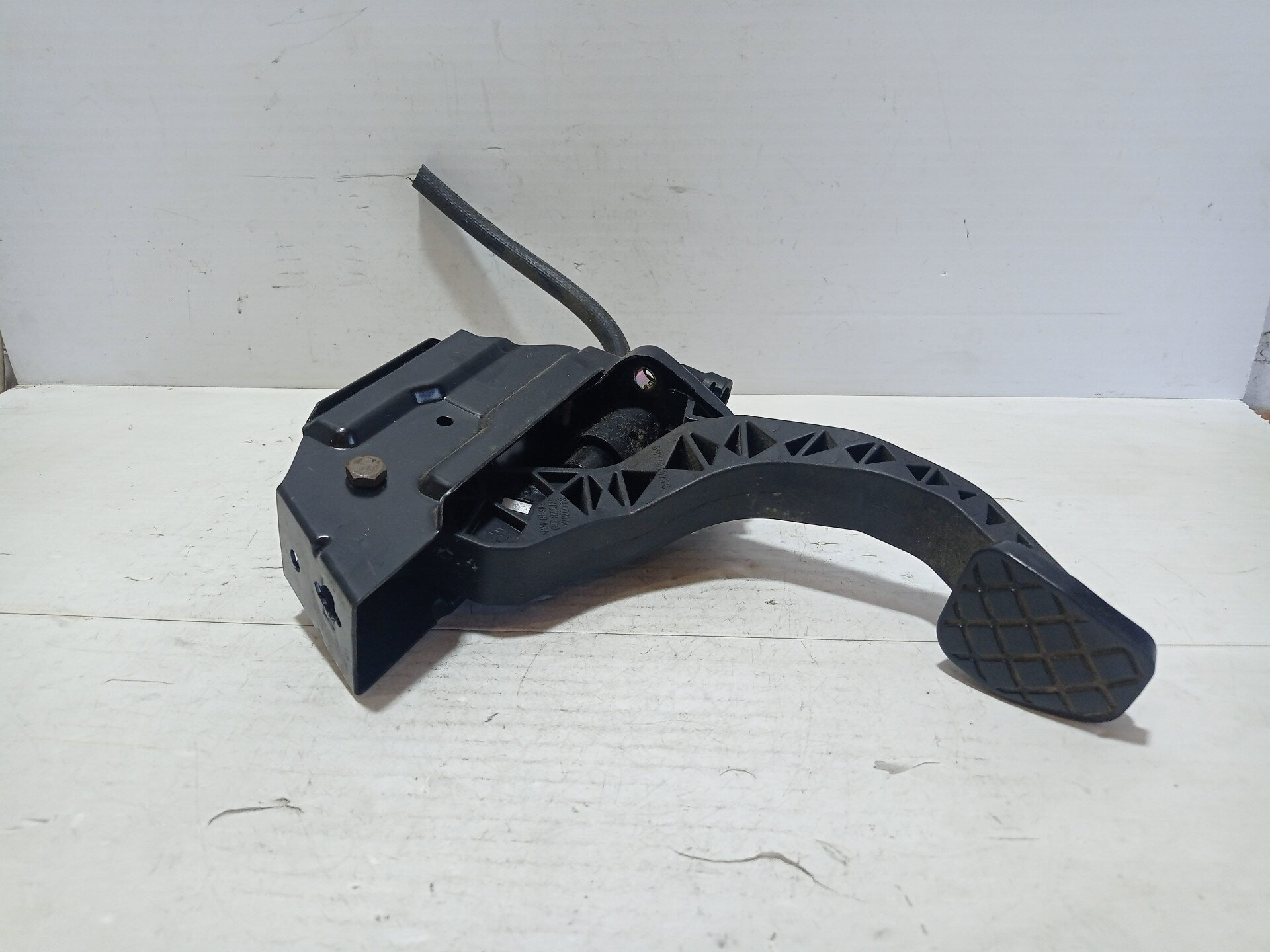 Педаль сцепления Volkswagen Polo 4 2004 6Q1721321C