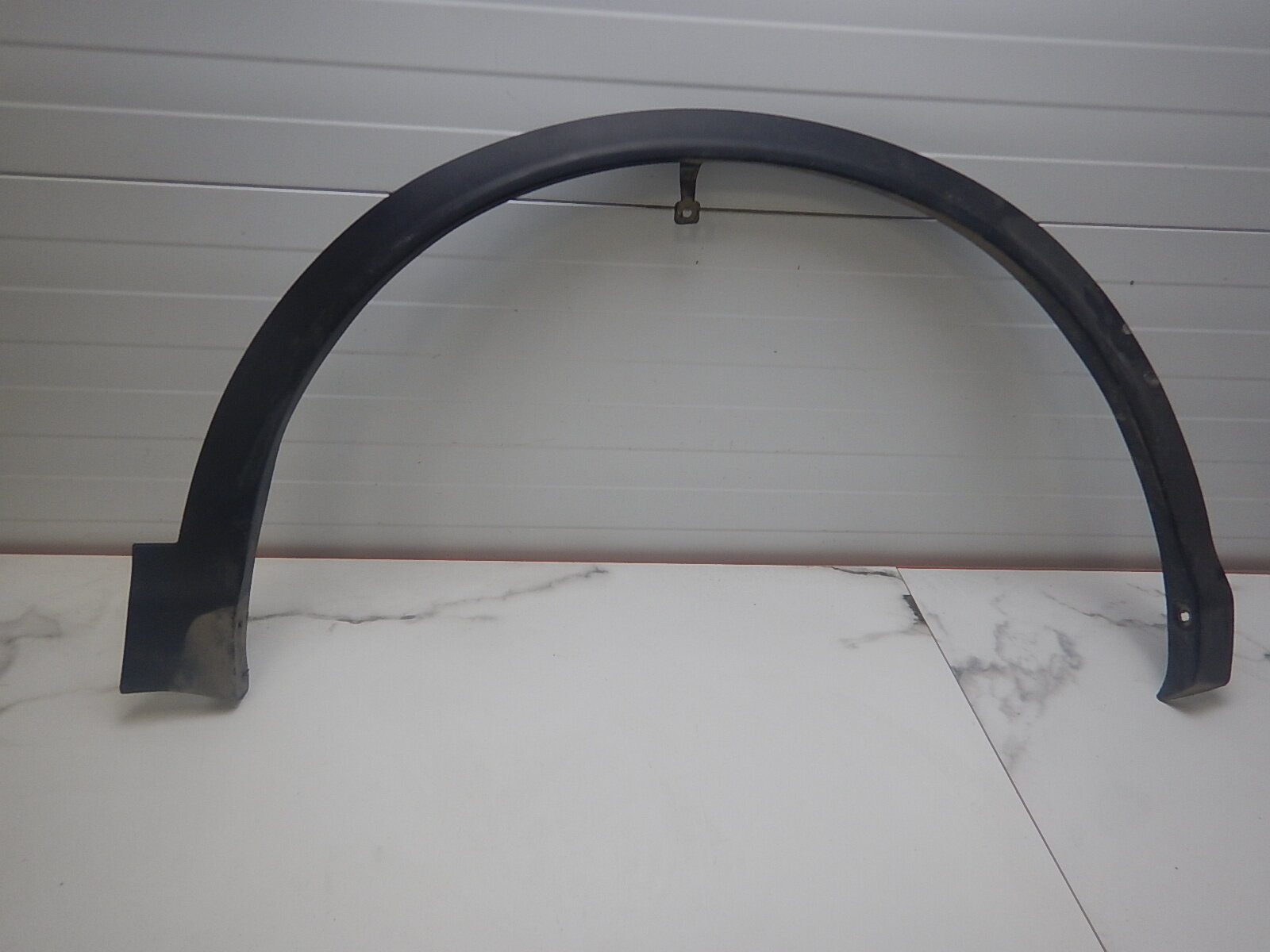 Б/У Накладка крыла переднего правого, Nissan (Ниссан)-QUASHQAI (13-) NISSAN QUASHQAI (13-) Царапины 614213 NISSAN арт. 6...