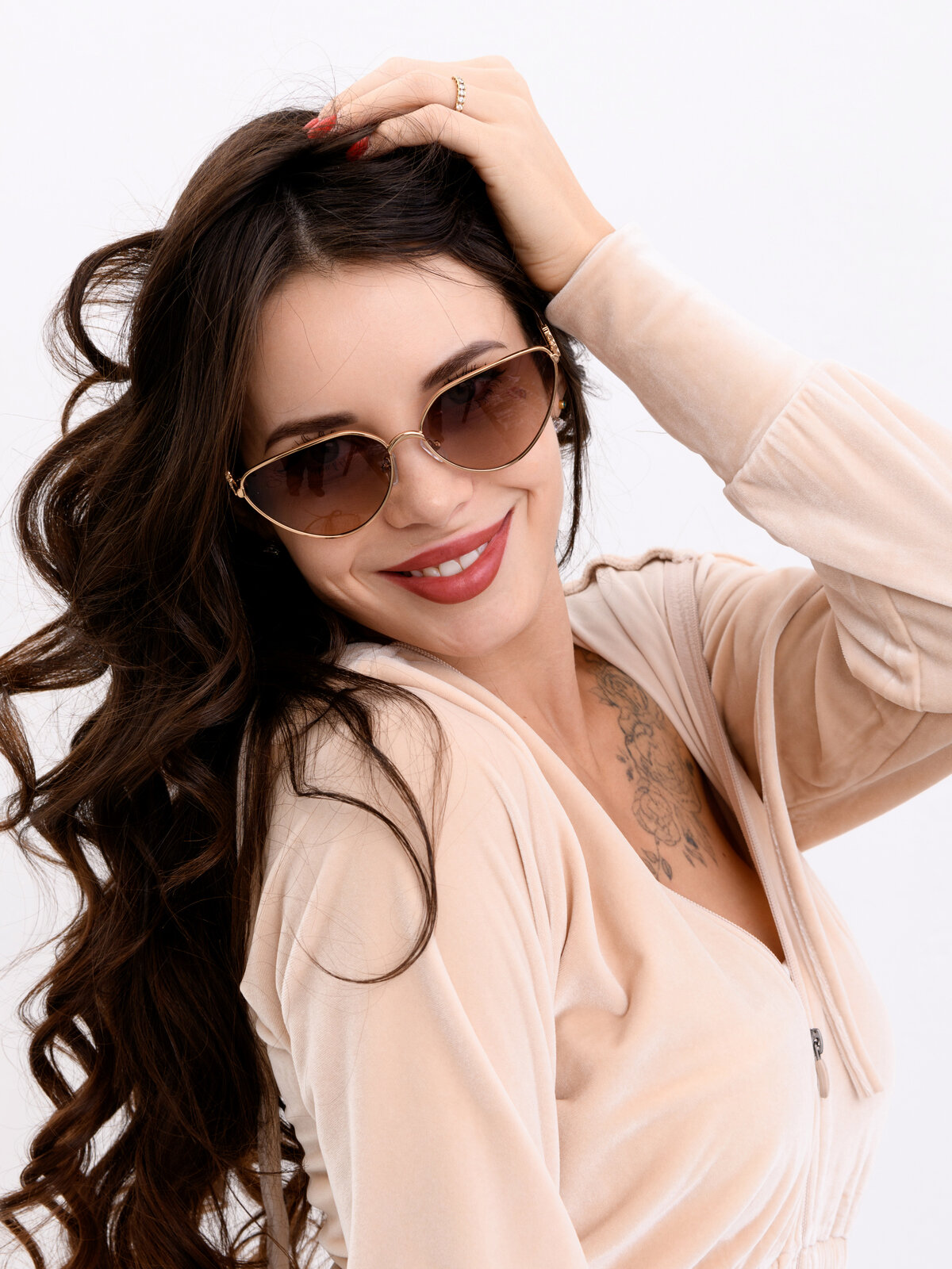 Солнцезащитные очки