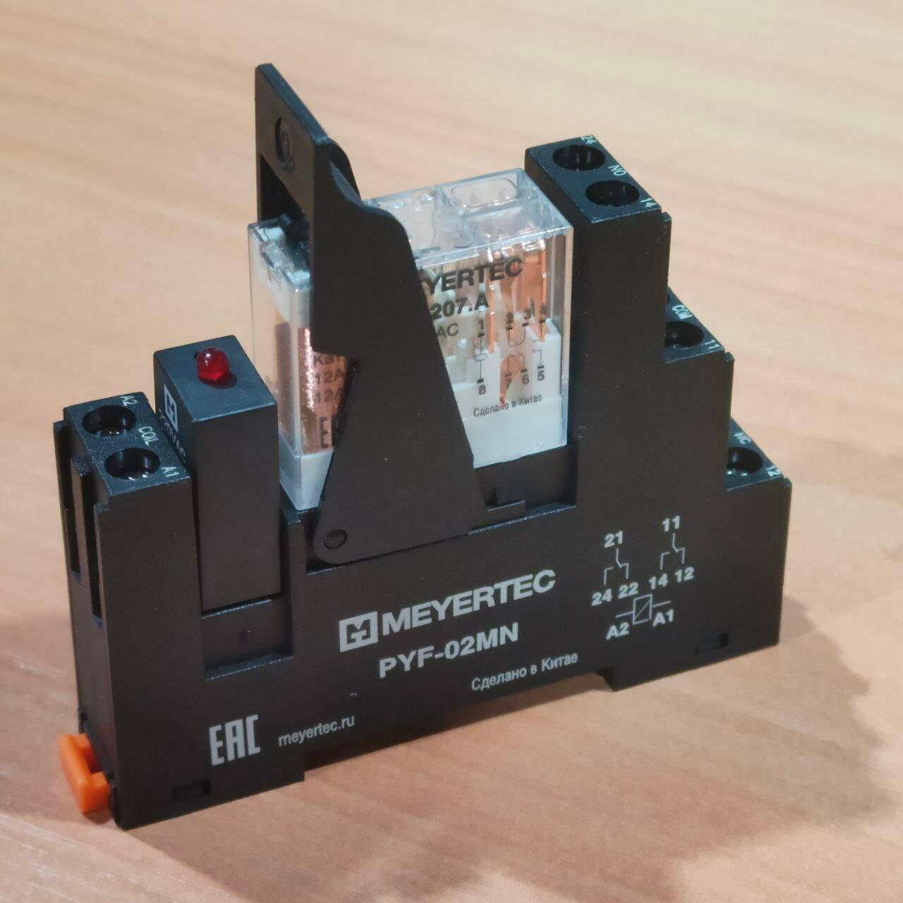 Модуль колодка для реле серии MN, держатель и индикатор 220VAC совместно с реле MN-207. A