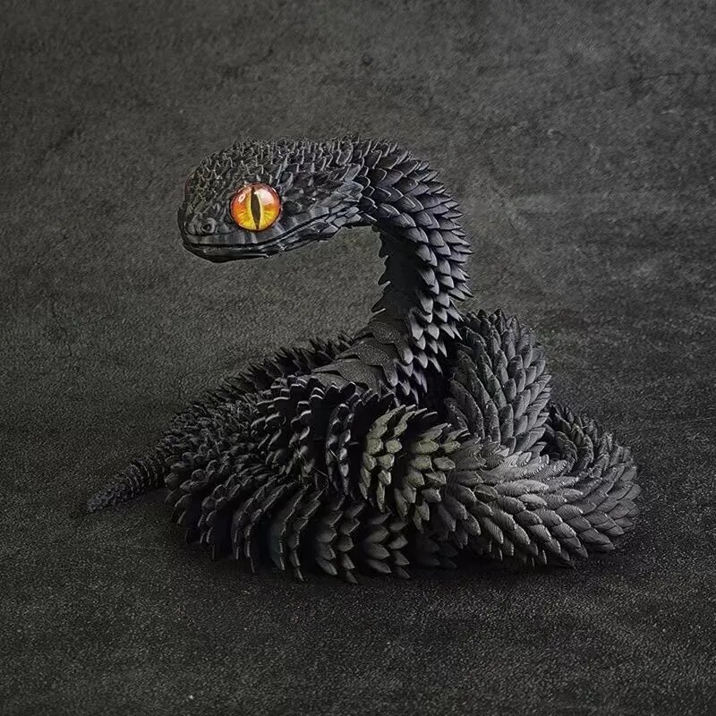 Фигурка змеи из 3D-печати, подвижная модель с детализированной текстурой — фото 1
