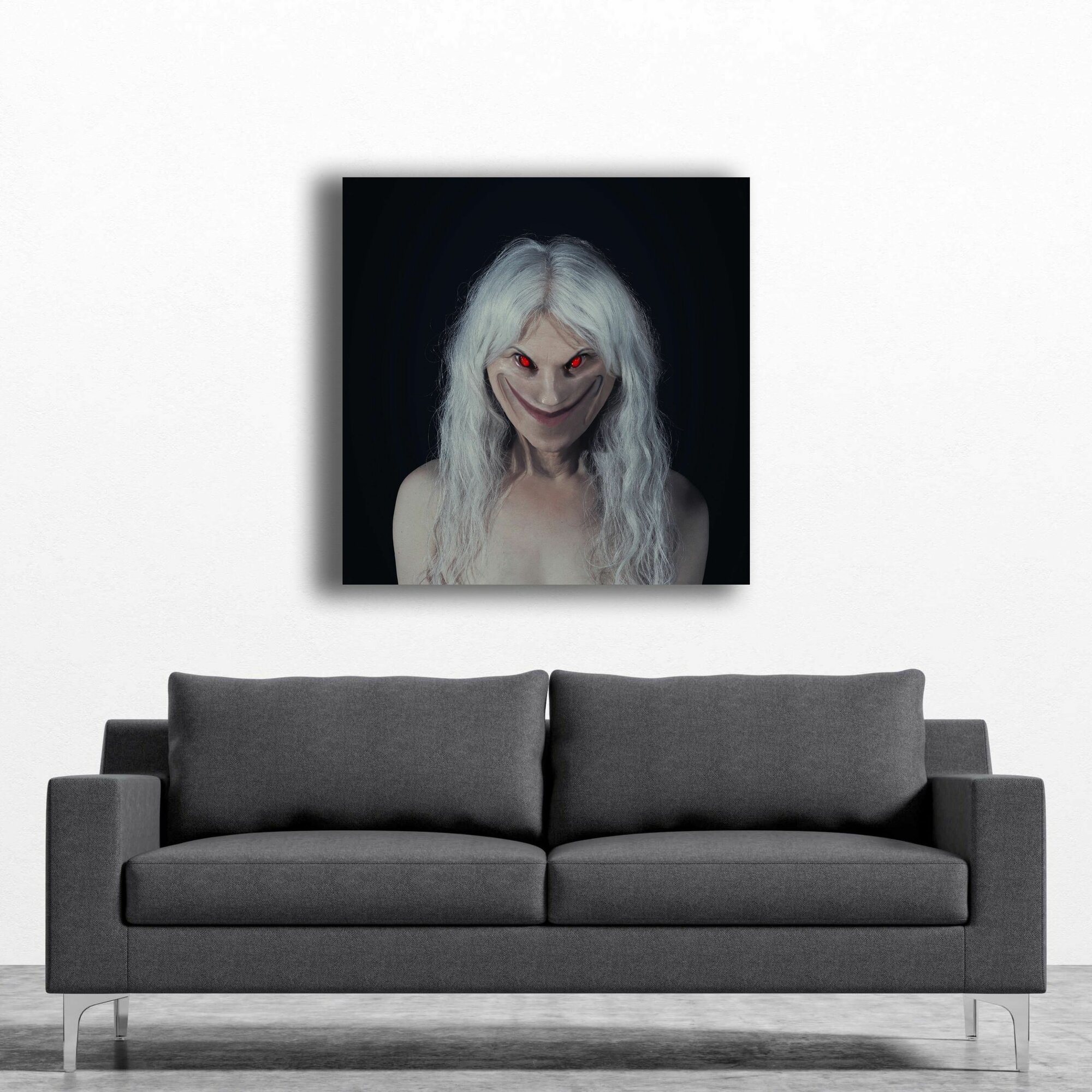 Интерьерная картина на холсте Пошлая Молли RATT#WHORE 40*40