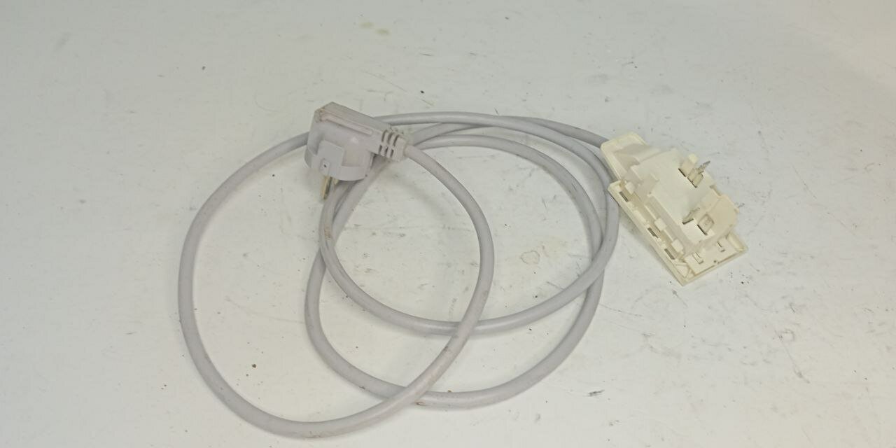 1 Сетевой фильтр для посудомоечной машины Bosch 165201 б/у