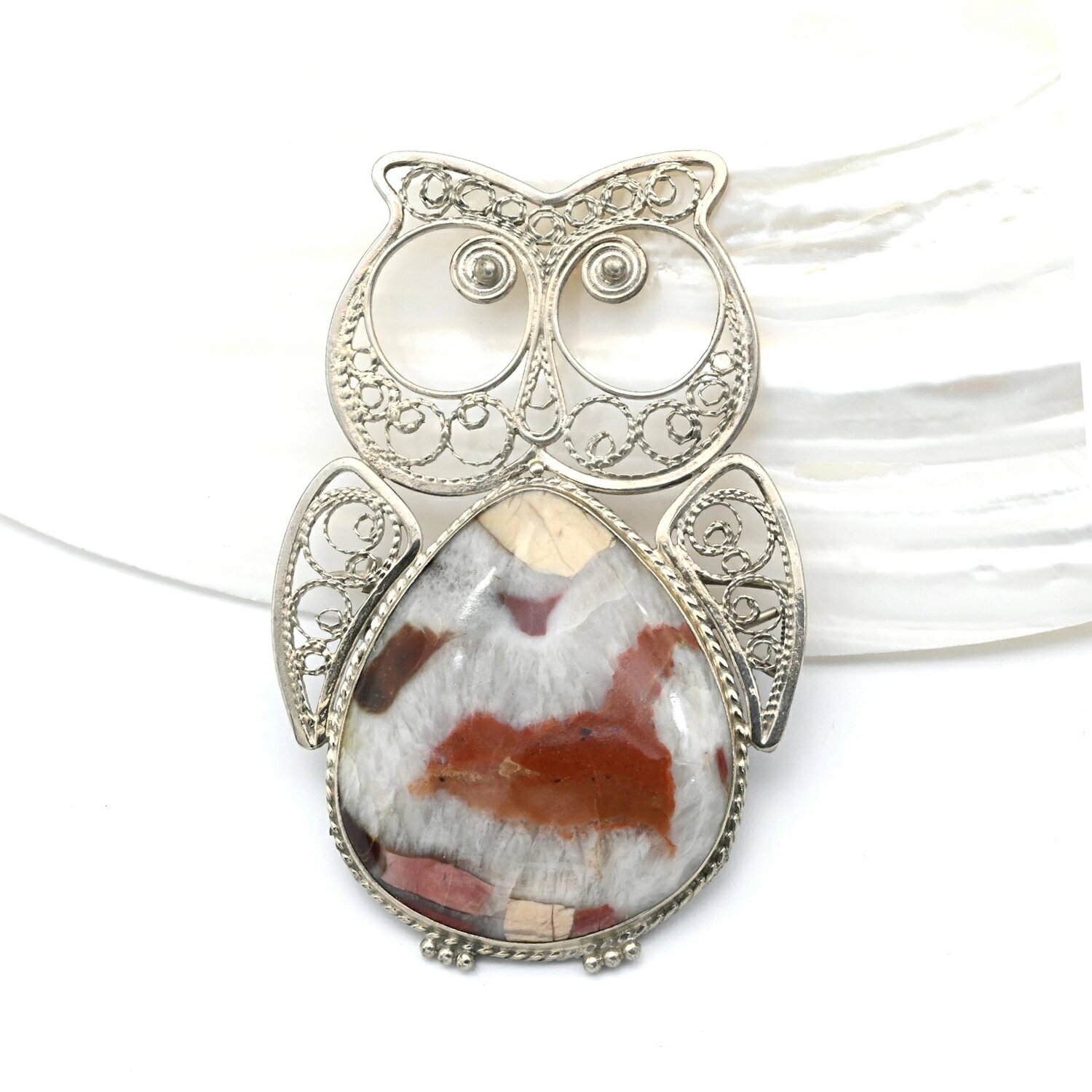 Брошь, яшма